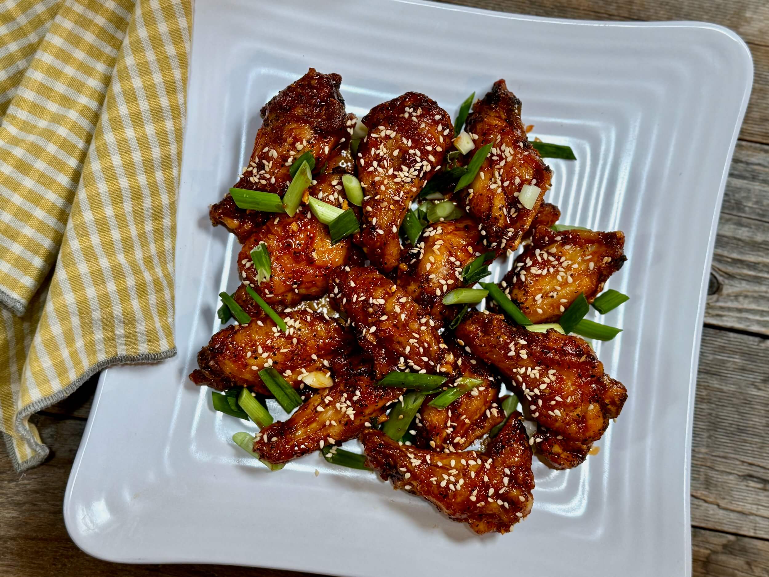 Air Fryer Chicken Wings | Life At The Table